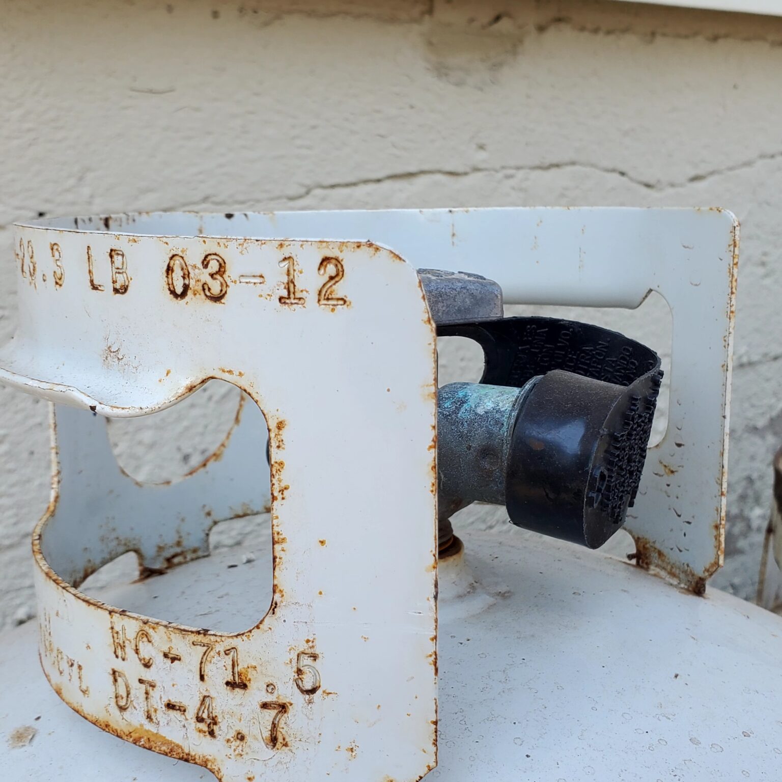 Propane Cylinders/Dispenser Stations – Leo S Jones Propane Service